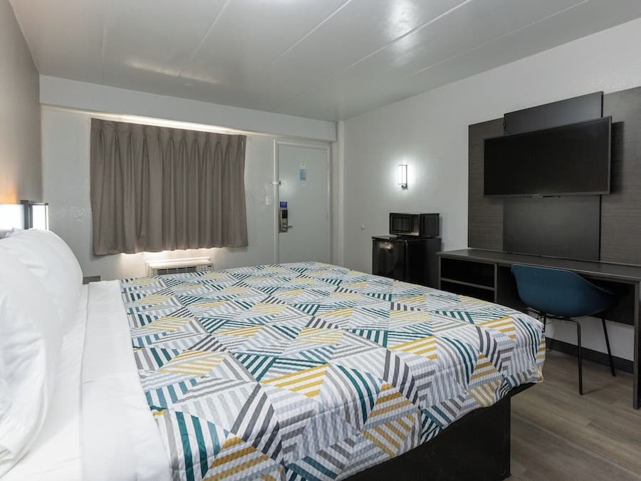 Wi-fi grátis, roupa de cama fornecida