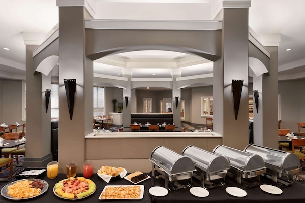 Pequeno-almoço tipo buffet diário incluído