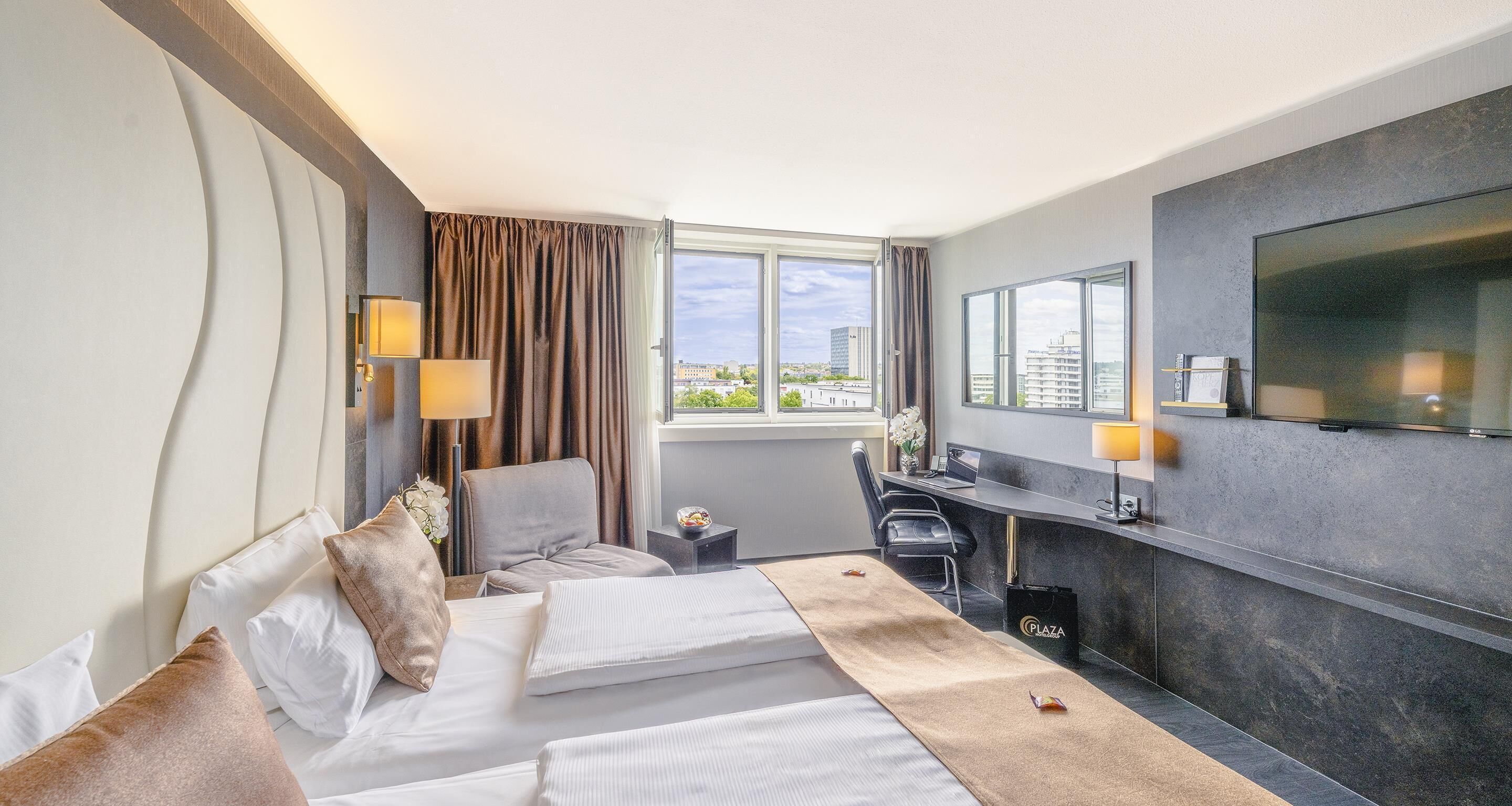 Quarto Comfort, 1 cama king-size (Quiet Location) | Roupa hipoalergénica, minibar, cofre no quarto 