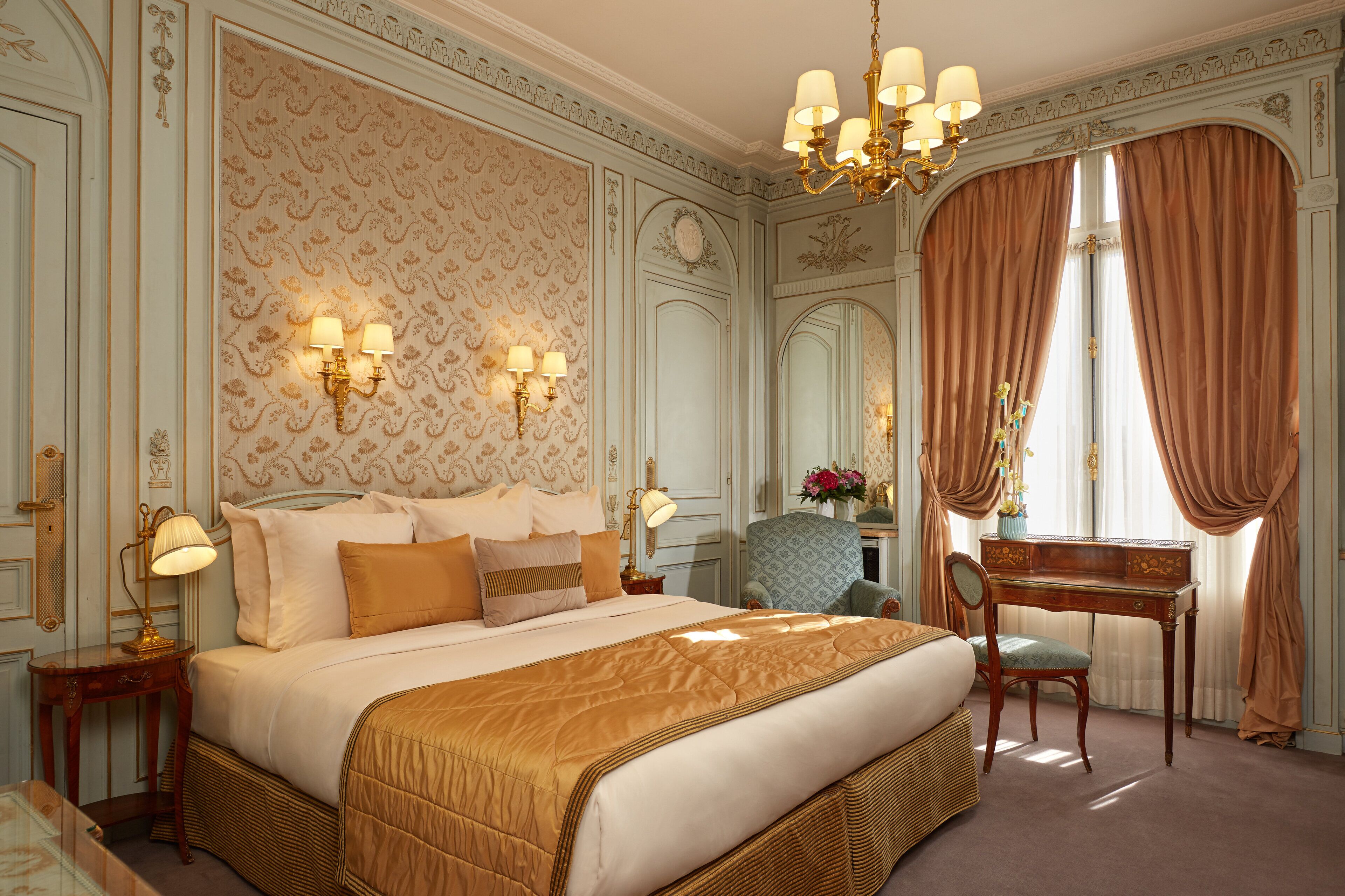 Hotel Raphael in Paris: Find Hotel Reviews, Rooms, and Prices on Hotels.com