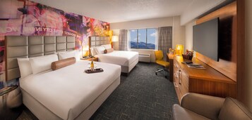 North Tower Luxury Room 2 Queen Non-Smoking | Escrivaninha, espaço de trabalho para notebook