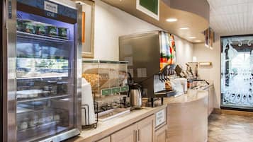 Café da manhã com buffet grátis