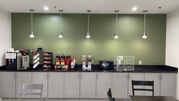 Café da manhã continental grátis todos os dias
