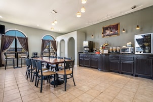 Café da manhã grátis