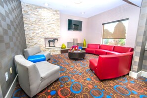 Área de estar no saguão