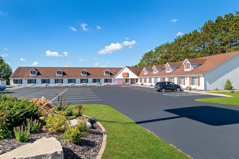 Econo Lodge Inn & Suites Eau Claire South - Eau Claire, WI