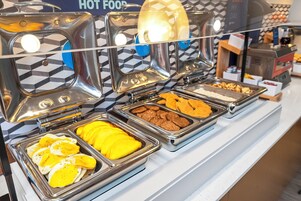 Pequeno-almoço tipo buffet diário incluído 