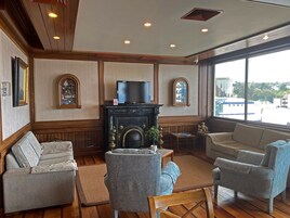 Área de estar no saguão