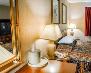 Quarto standard, 1 cama King, para não fumantes | Escrivaninha, ferros/tábuas de passar roupa