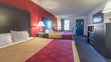 Quarto standard, 2 camas Queen, para não fumantes | Berços grátis, camas extras/dobráveis (sobretaxa), Wi-Fi de cortesia