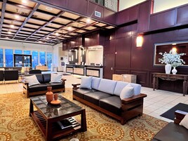 Área de estar no saguão