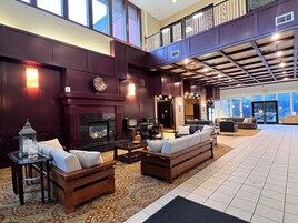 Área de estar no saguão