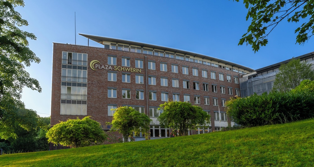 Plaza Premium Schwerin - Schwerin
