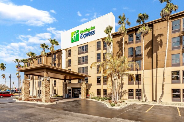 Holiday Inn Express Harlingen By Ihg - Harlingen, TX