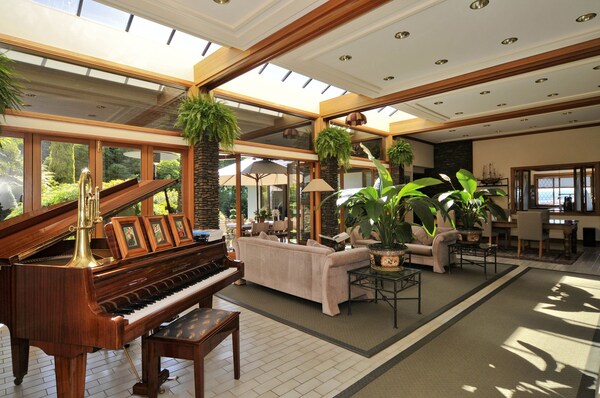 Lake Taupo Lodge - New Zealand