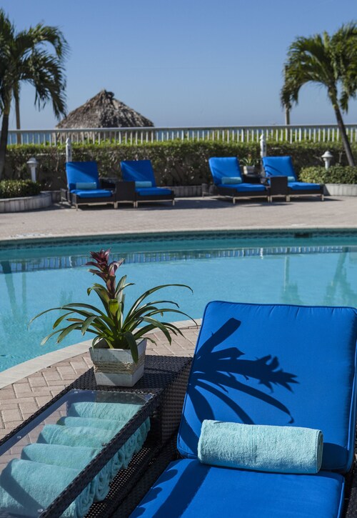 Lido Beach Resort Reviews, Deals & Photos 2024 - Expedia