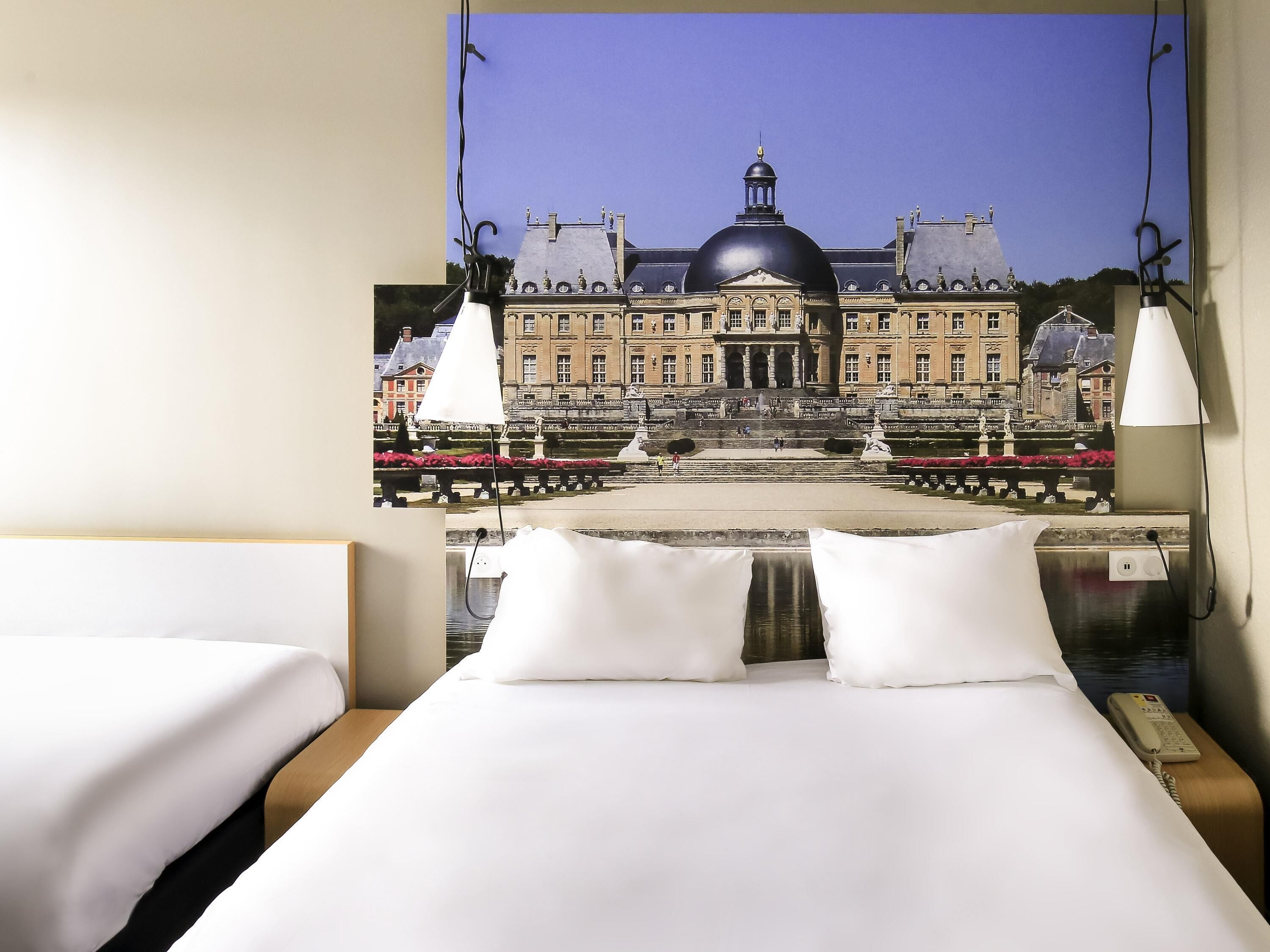 Quarto Duplo Standard, 1 cama de casal | Cofre no quarto, secretária, quartos insonorizados 