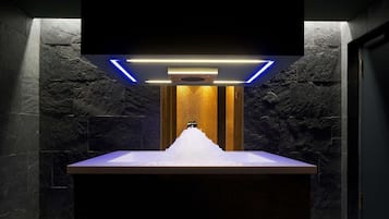 Sala(s) para tratamentos a casais, sauna, banho turco