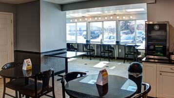 Pequeno-almoço continental diário incluído