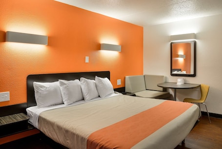 Wi-Fi de cortesia, roupa de cama. Motel 6 Toledo, OH