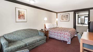 Quarto, 1 cama king-size | Secretária, ferro/tábua de engomar, berços/camas para crianças