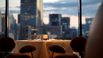 Almoços e jantares servidos
