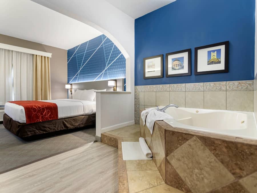 Suite, 1 cama king-size, não fumadores | Roupa de alta qualidade, edredões de penas, secretária