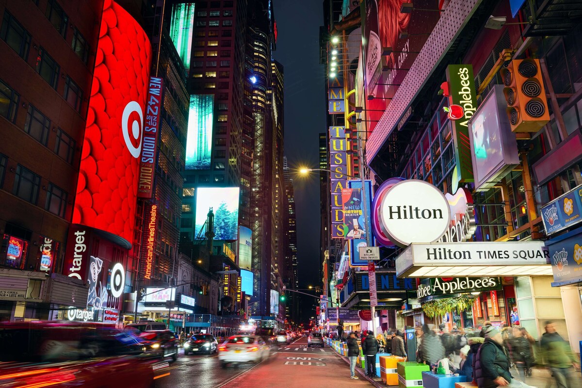 Hilton New York Times Square Reviews, Deals & Photos 2024 - Expedia