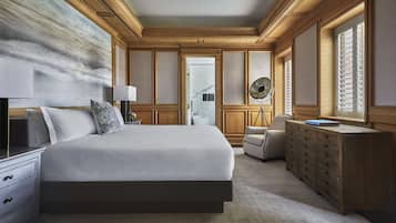 Suite Signature, 1 cama king-size e sofá-cama | Roupa hipoalergénica, cofre no quarto, secretária