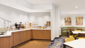 Pequeno-almoço continental diário incluído