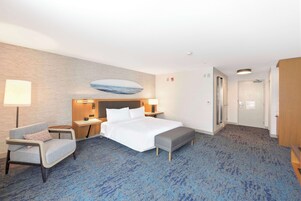 Roupa de alta qualidade, secretária, ferro/tábua de engomar 