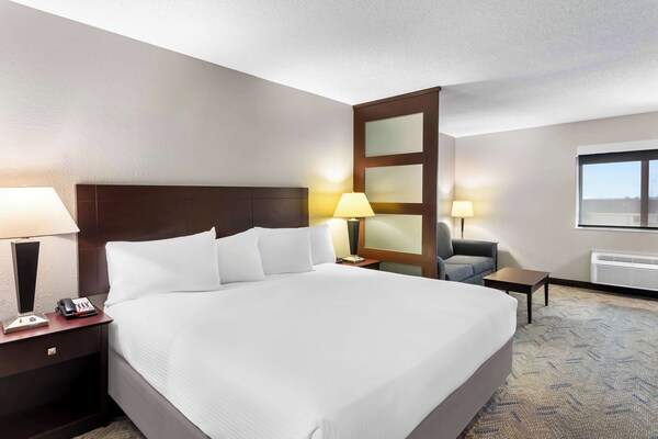 Best Western Oswego Hotel - Plano, IL