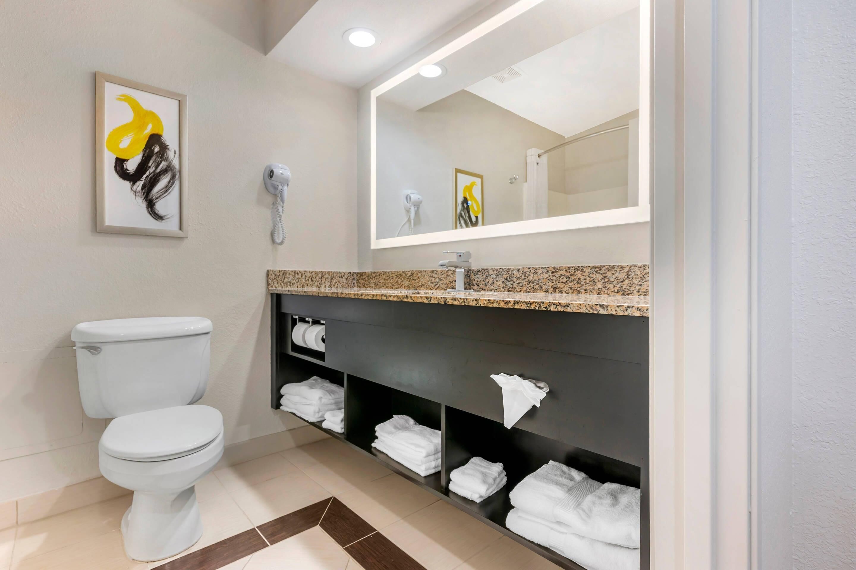 Suíte, 2 camas Queen, para não fumantes | Roupas de cama premium, escrivaninha, quartos à prova de som