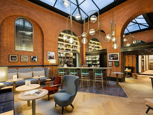 Hotel Les Capitouls Toulouse Centre - Handwritten Collection