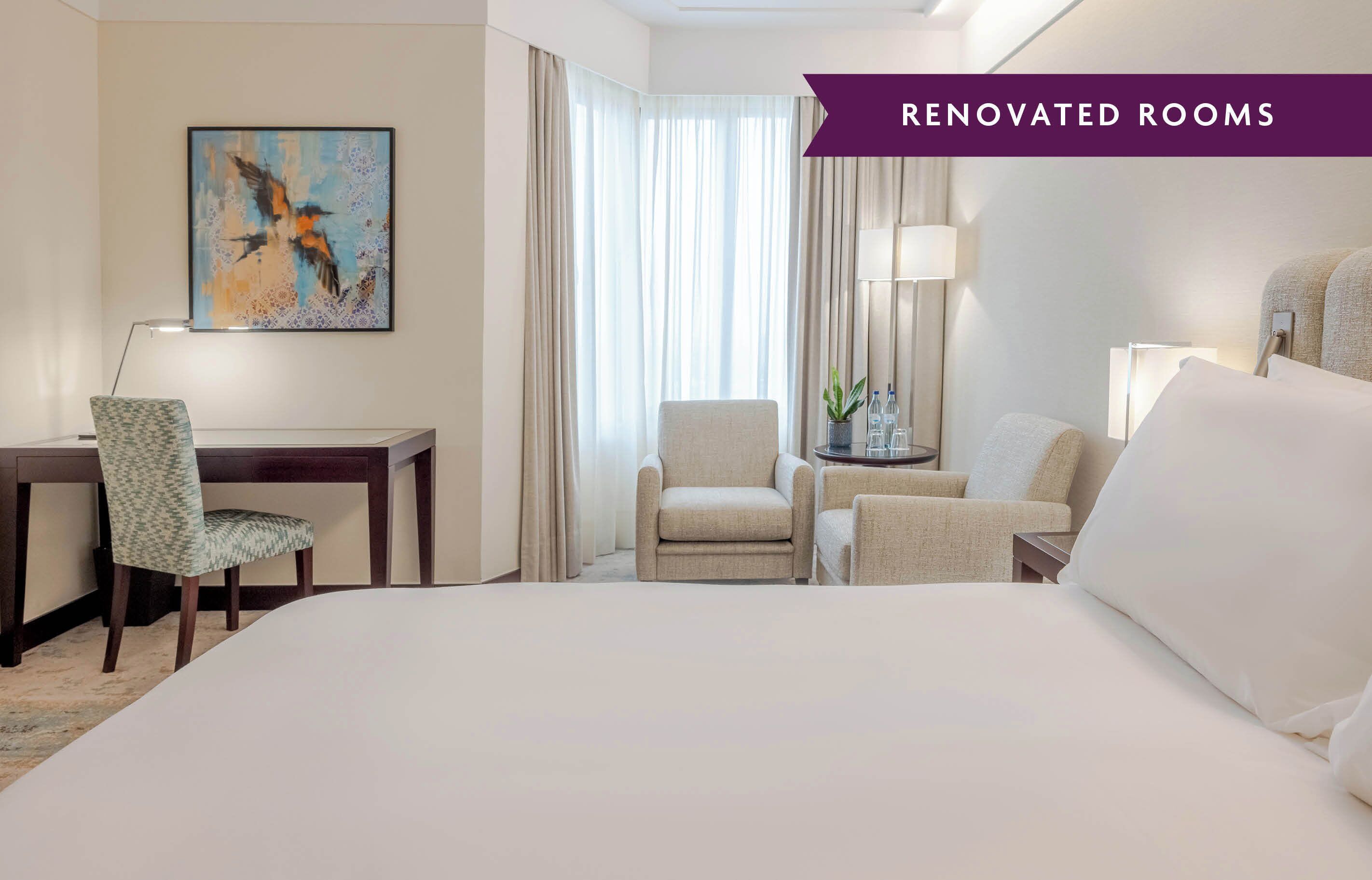 Quarto Standard | Roupa de alta qualidade, minibar, cofre com capacidade para portátil 