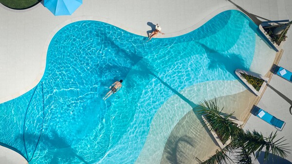 British Colonial - Nassau - Nassau