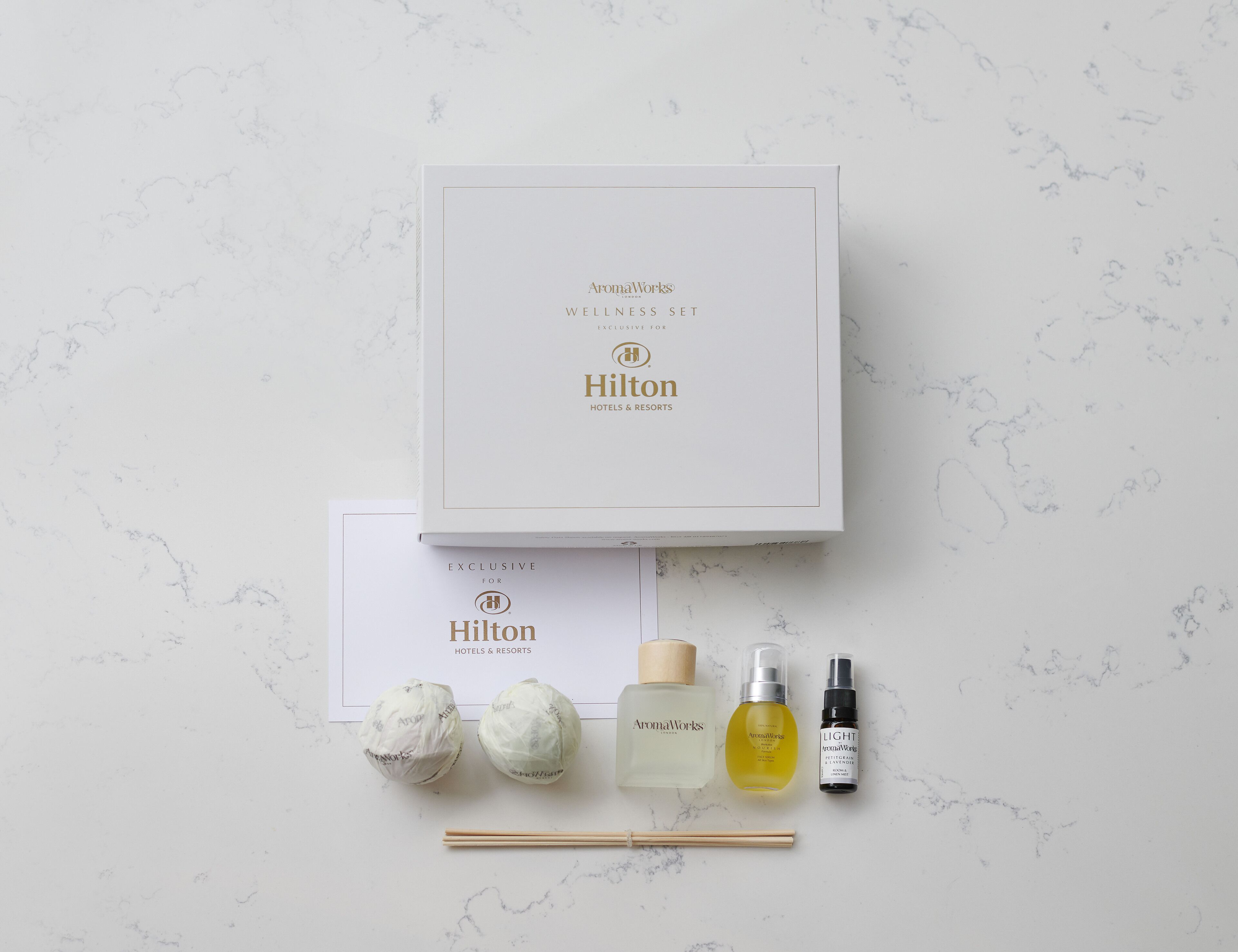 Quarto Deluxe, 1 cama de casal (Wellness Gift) | Roupa de alta qualidade, cofre com capacidade para portátil, secretária 
