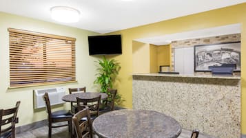Quarto, 2 camas de casal, não fumadores (Pet Friendly) | Lobby