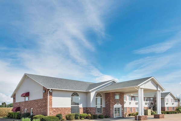 Super 8 By Wyndham Jerseyville - Illinois