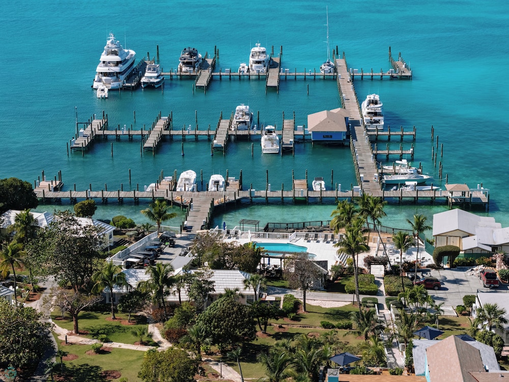 Romora Bay Resort & Marina - Caribbean