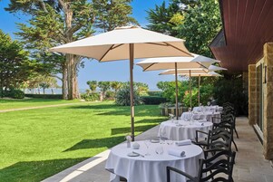 Culinária francesa, vistas para o jardim 