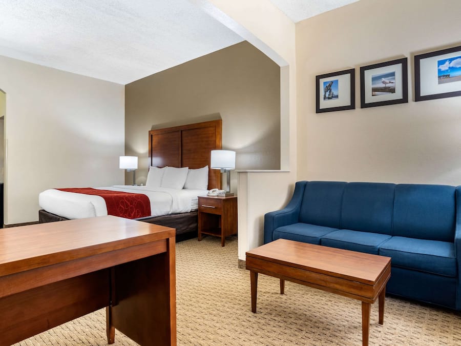 Secretária, secretária adequada para computadores portáteis