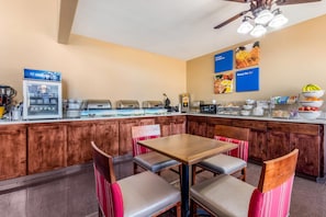 Pequeno-almoço tipo buffet incluído