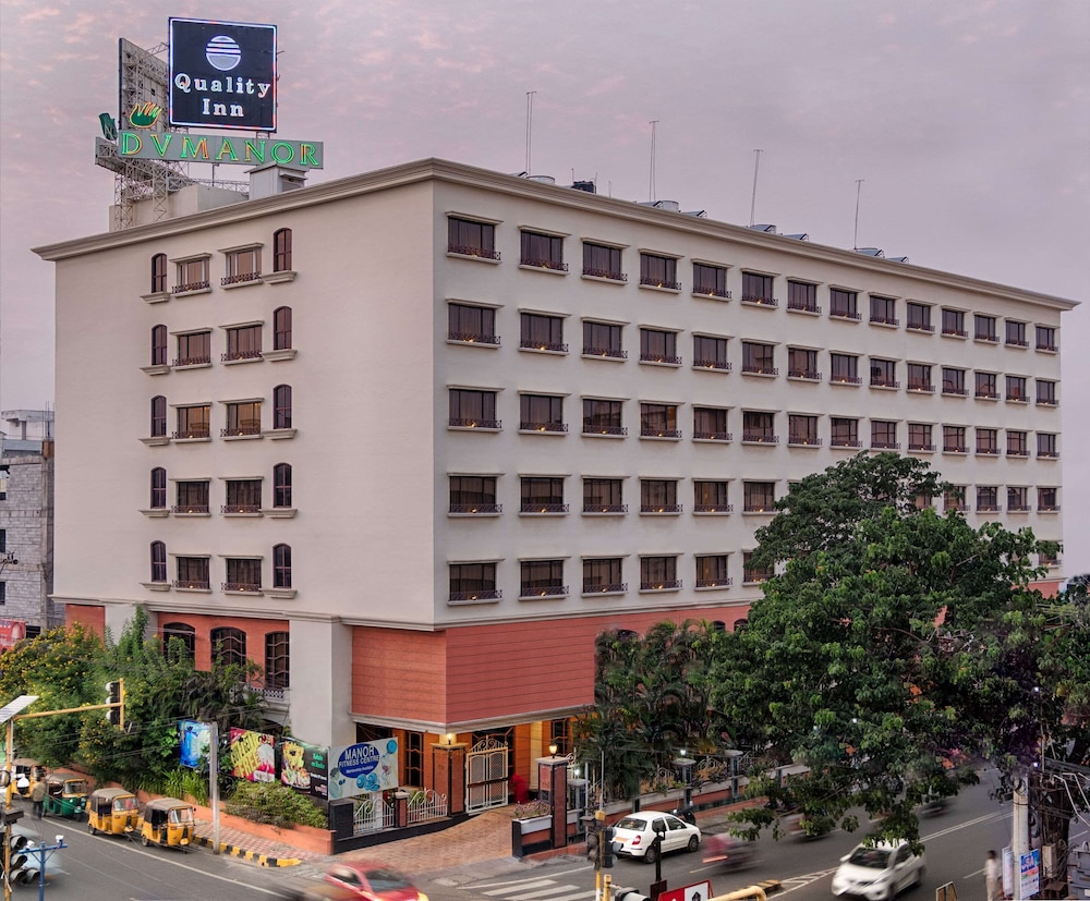 Quality Hotel Dv Manor - Vijayawada