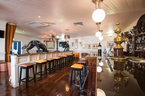 Bar (no alojamento)