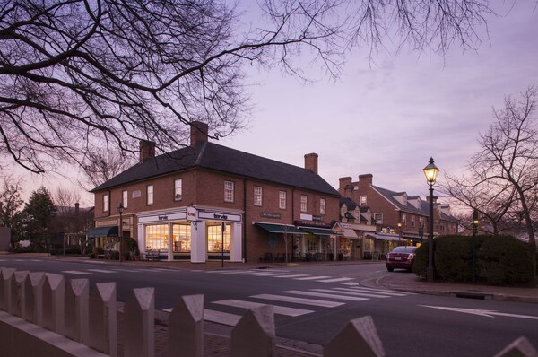 Fife And Drum Inn - Williamsburg, VA