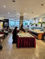Café da manhã, almoço e jantar