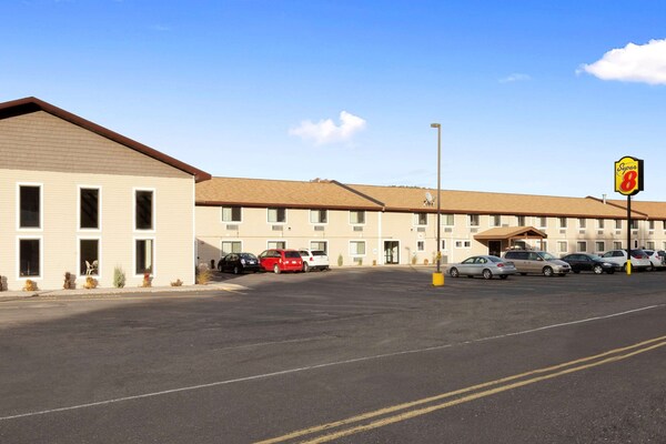 Super 8 By Wyndham Houghton - Michigan