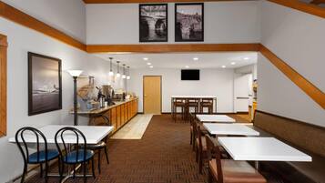 Pequeno-almoço completo diário incluído