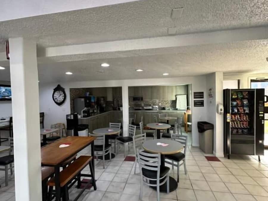 Pequeno-almoço completo diário incluído